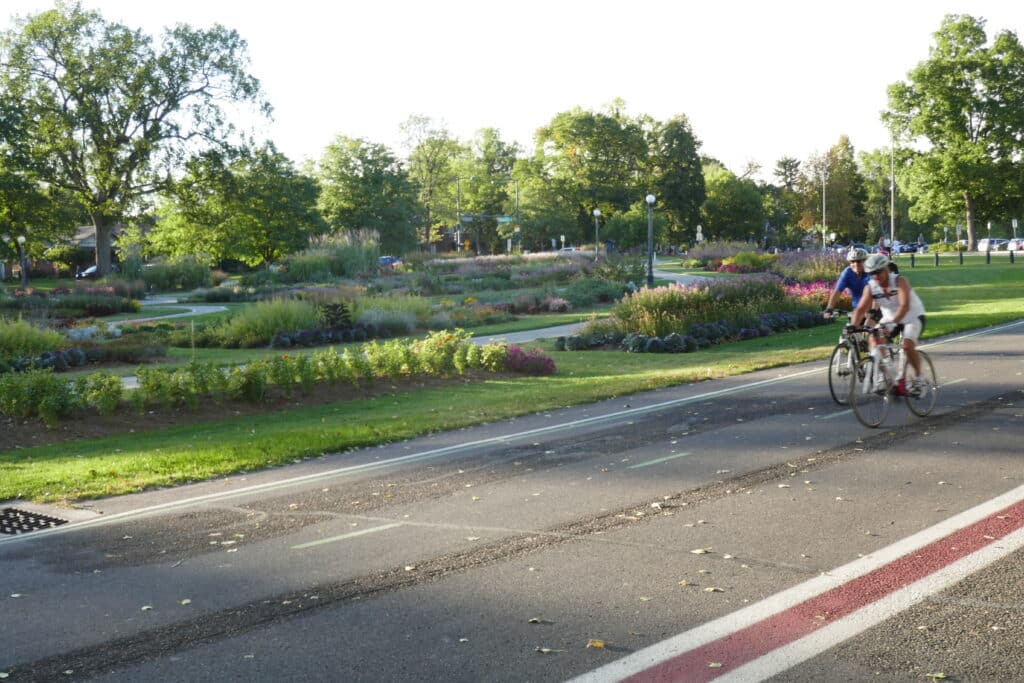 Washington Park Loop Road